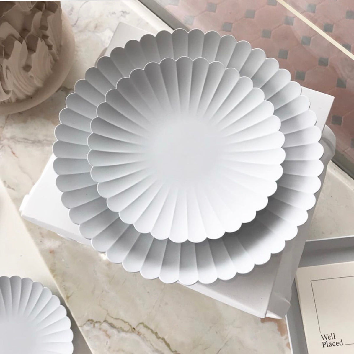 1616/ Arita Japan Flower Plates – Well Placed